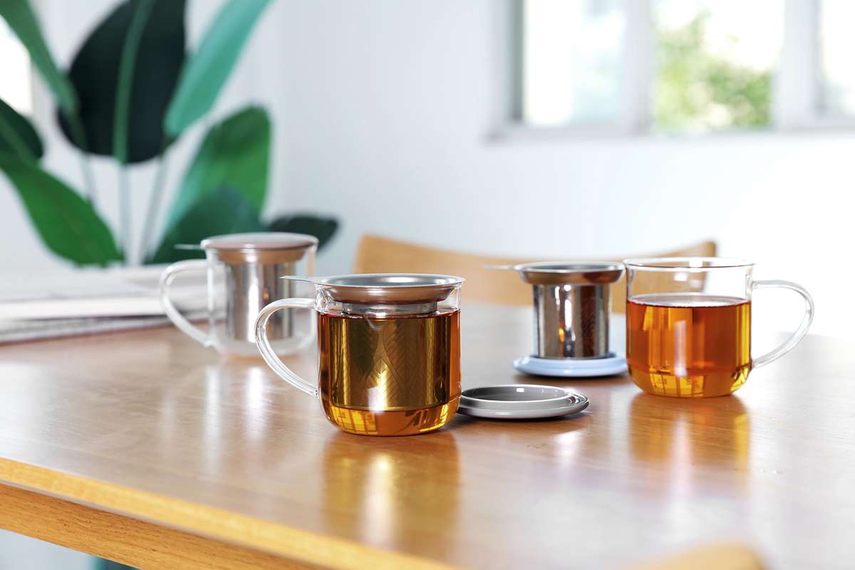 Mug Infuseur Minima Eva porcelaine Grey, Viva Scandinavia | La Belle ...