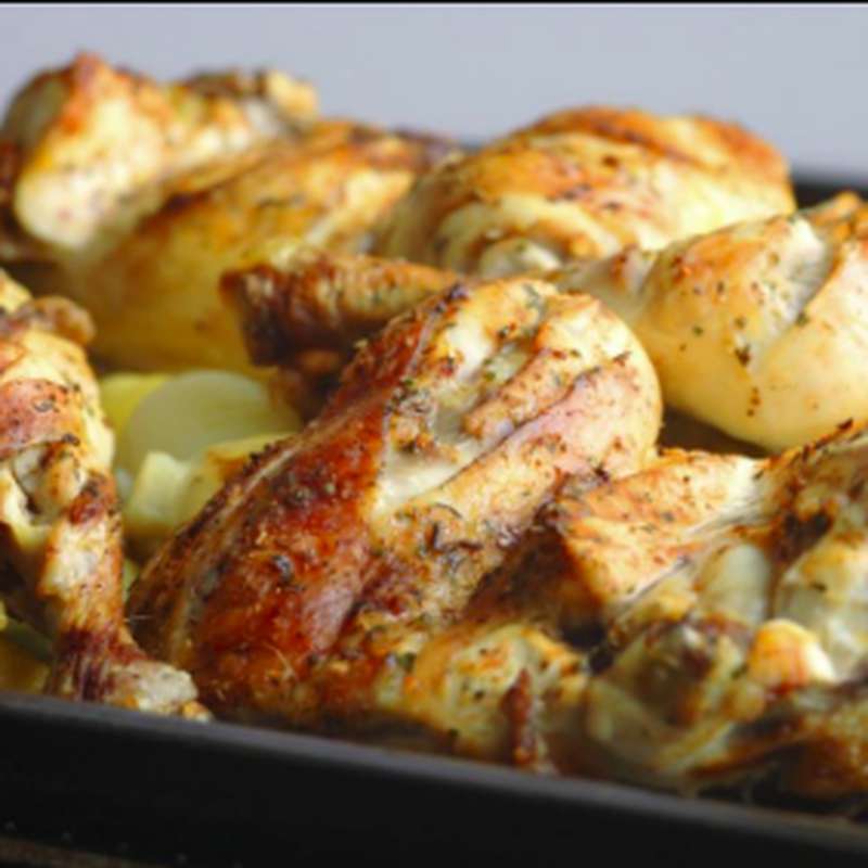 Sublime poulet fermier rôti entièrement désossé, PDT grenaille rôties ...